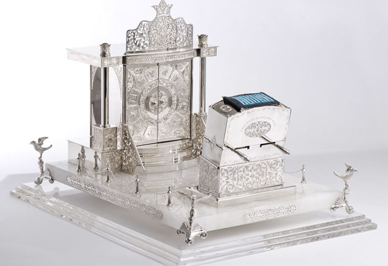 The Mini Torah | Motty Mendelovitz